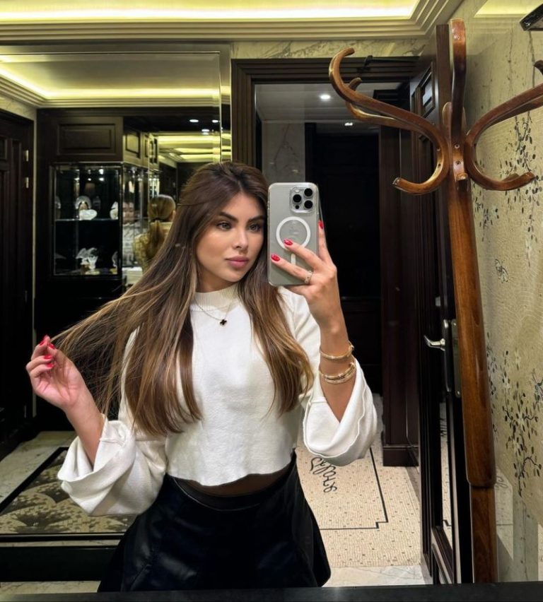 Modelo paisa Laura Sánchez revela su rutina de skin care